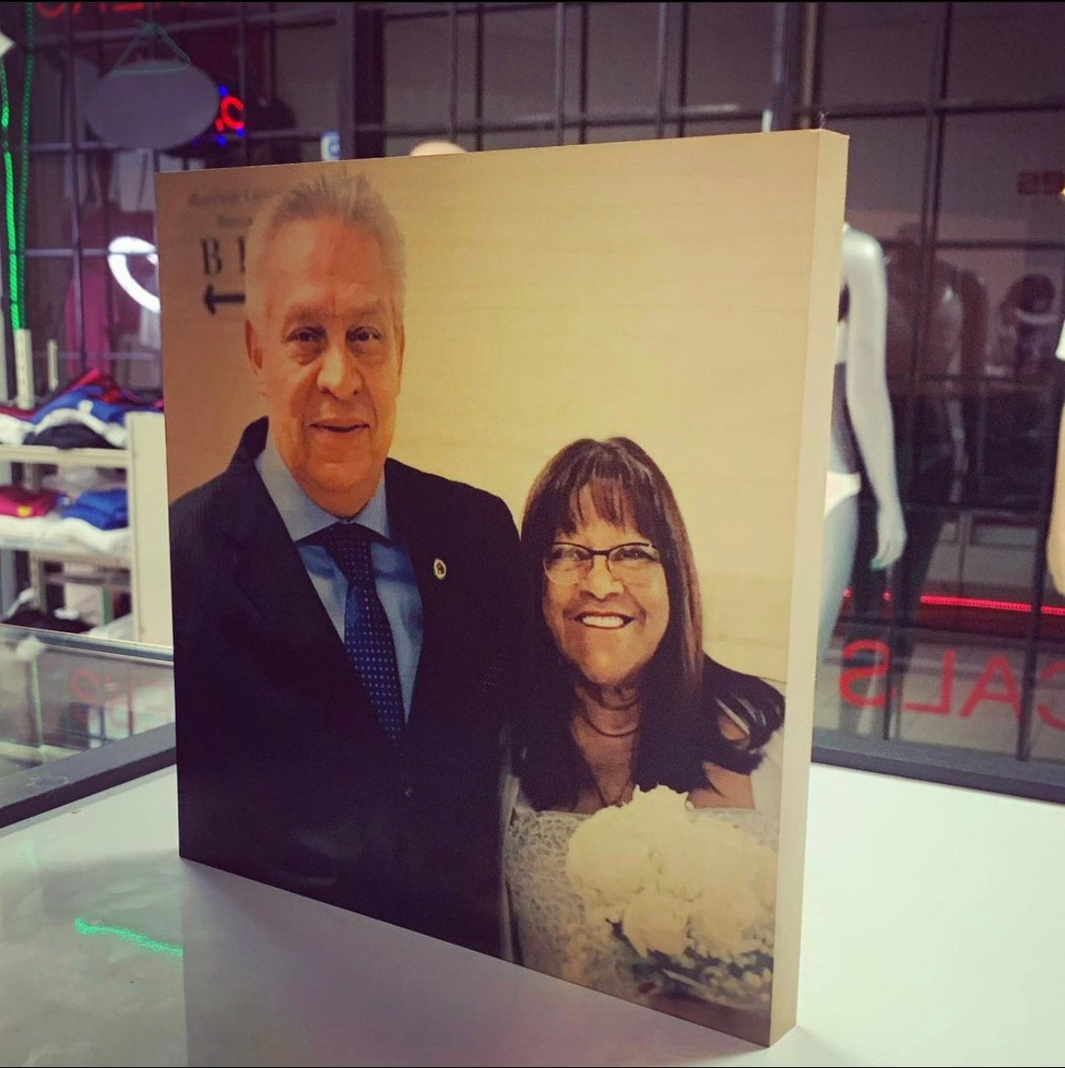 8x8 Wooden Portrait | Morales Quality Design